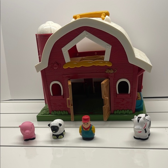 Battat | Toys | Battat Big Red Barn With 4 Accessories | Poshmark